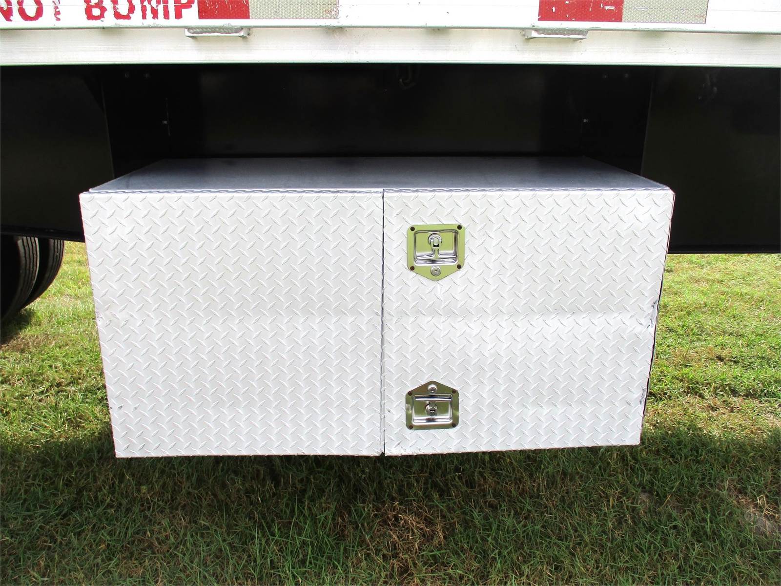 2015 Dorsey 48X102 SPREAD AXLE 2 ALUMINUM TOOL BOXES - HandshakeFleet