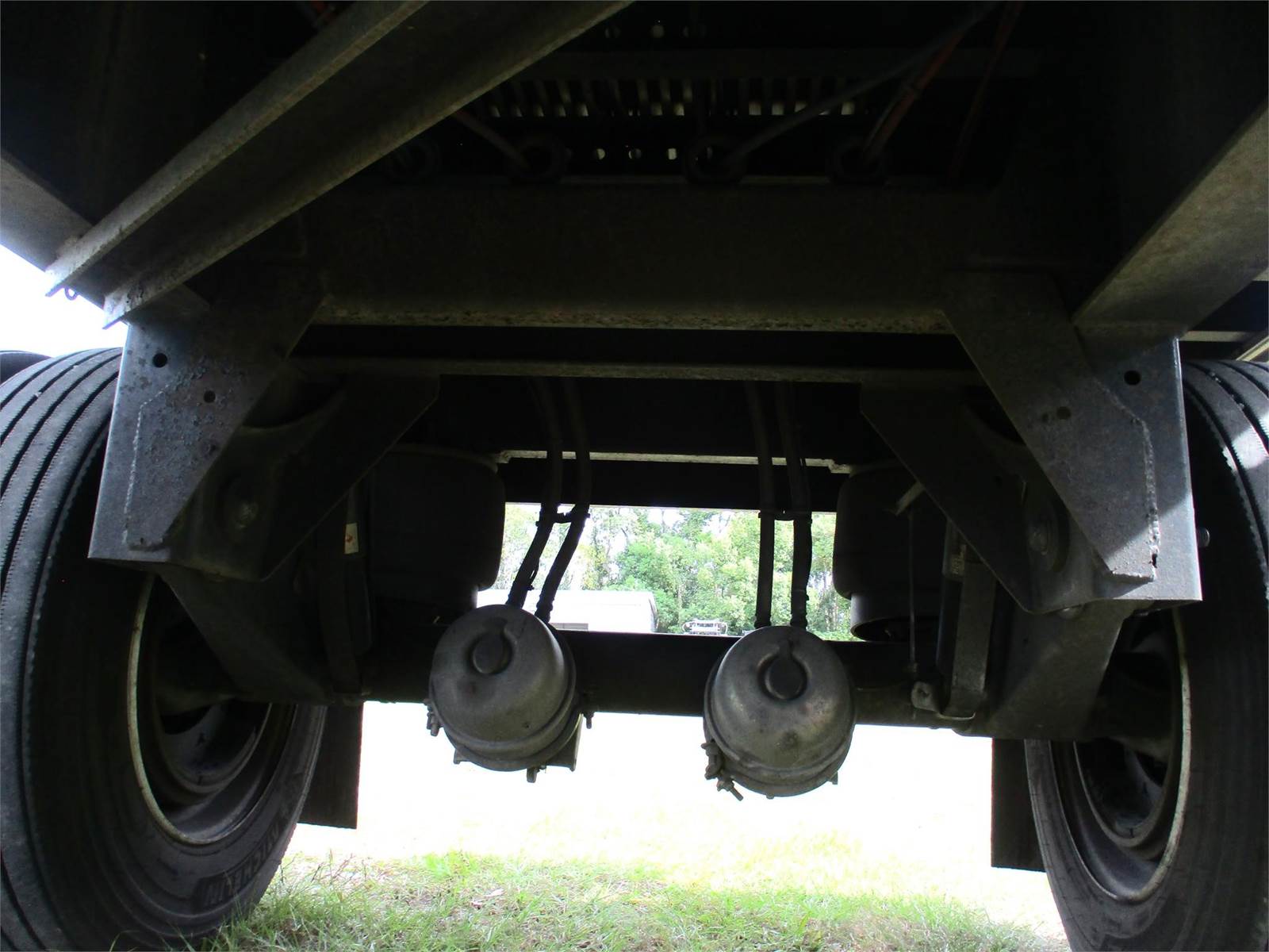 2015 Dorsey 48X102 SPREAD AXLE 2 ALUMINUM TOOL BOXES - HandshakeFleet