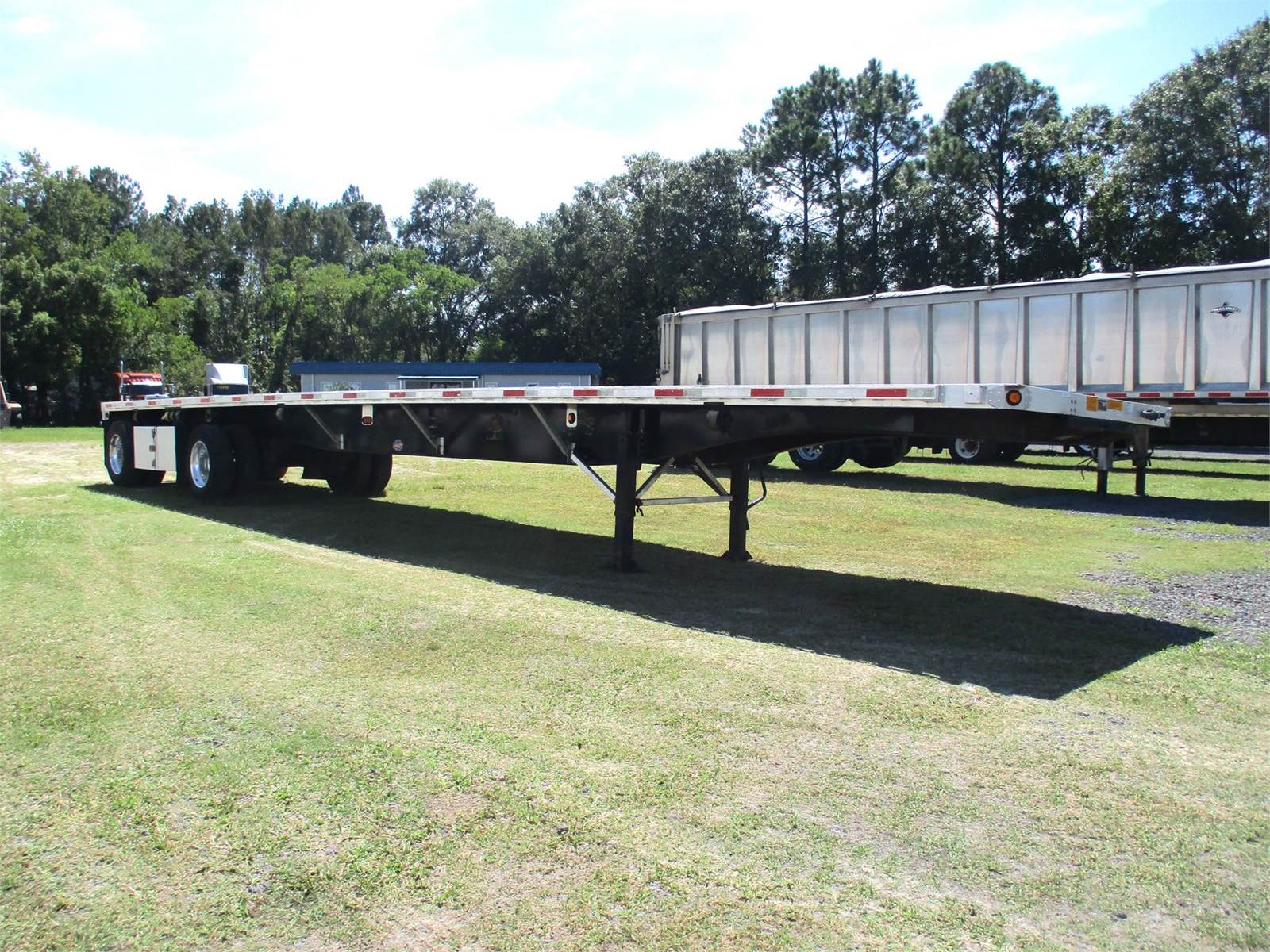 2018 UTILITY 48X102 SPREAD AXLE 2 ALUMINUM TOOL BOXES - HandshakeFleet