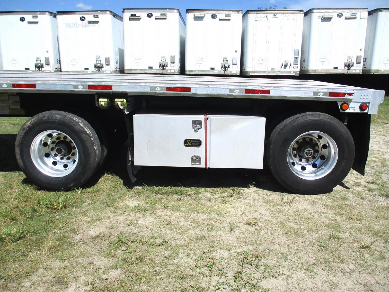 2018 UTILITY 48X102 SPREAD AXLE 2 ALUMINUM TOOL BOXES - HandshakeFleet