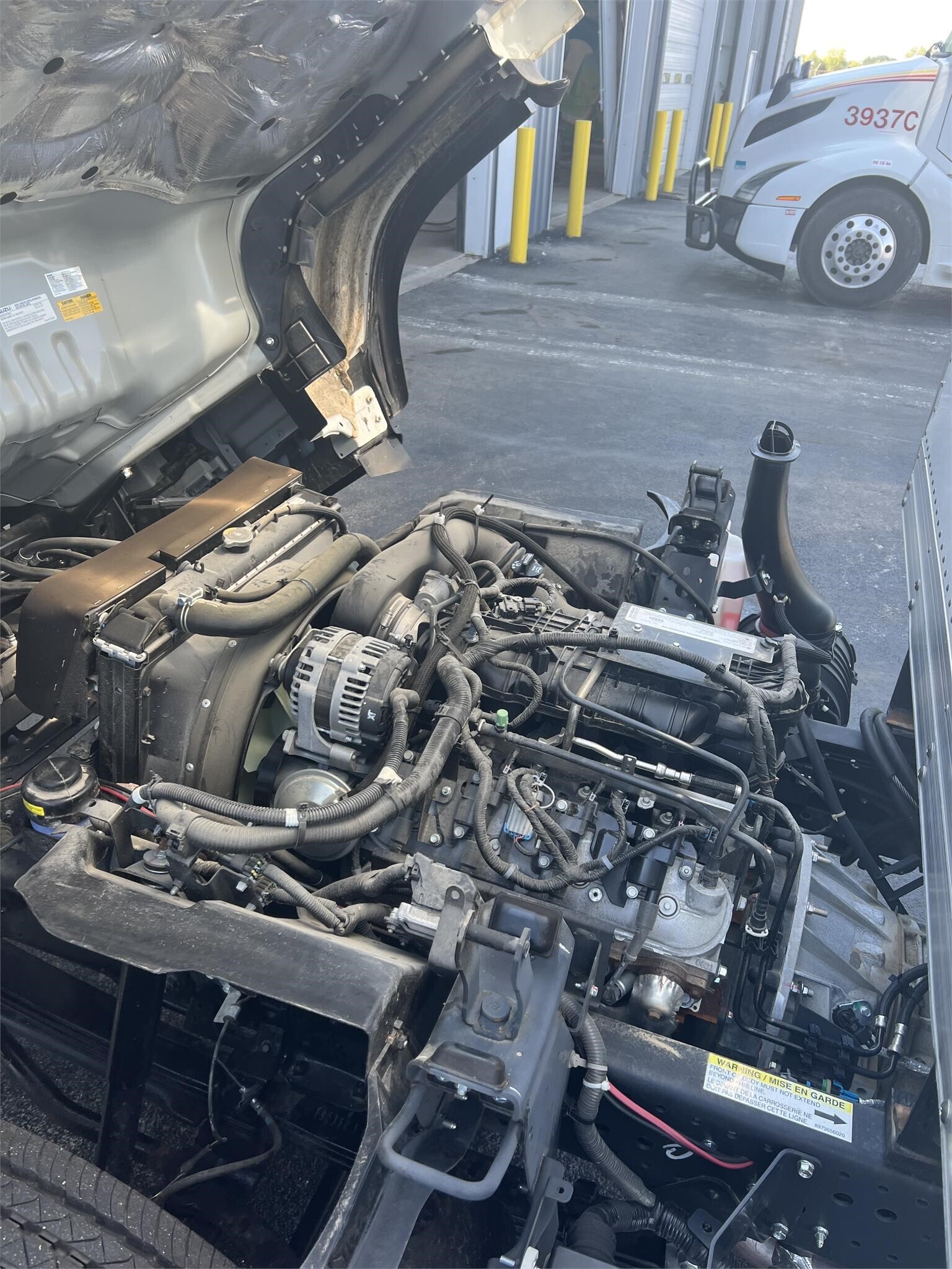 2022 Isuzu NRR - HandshakeFleet
