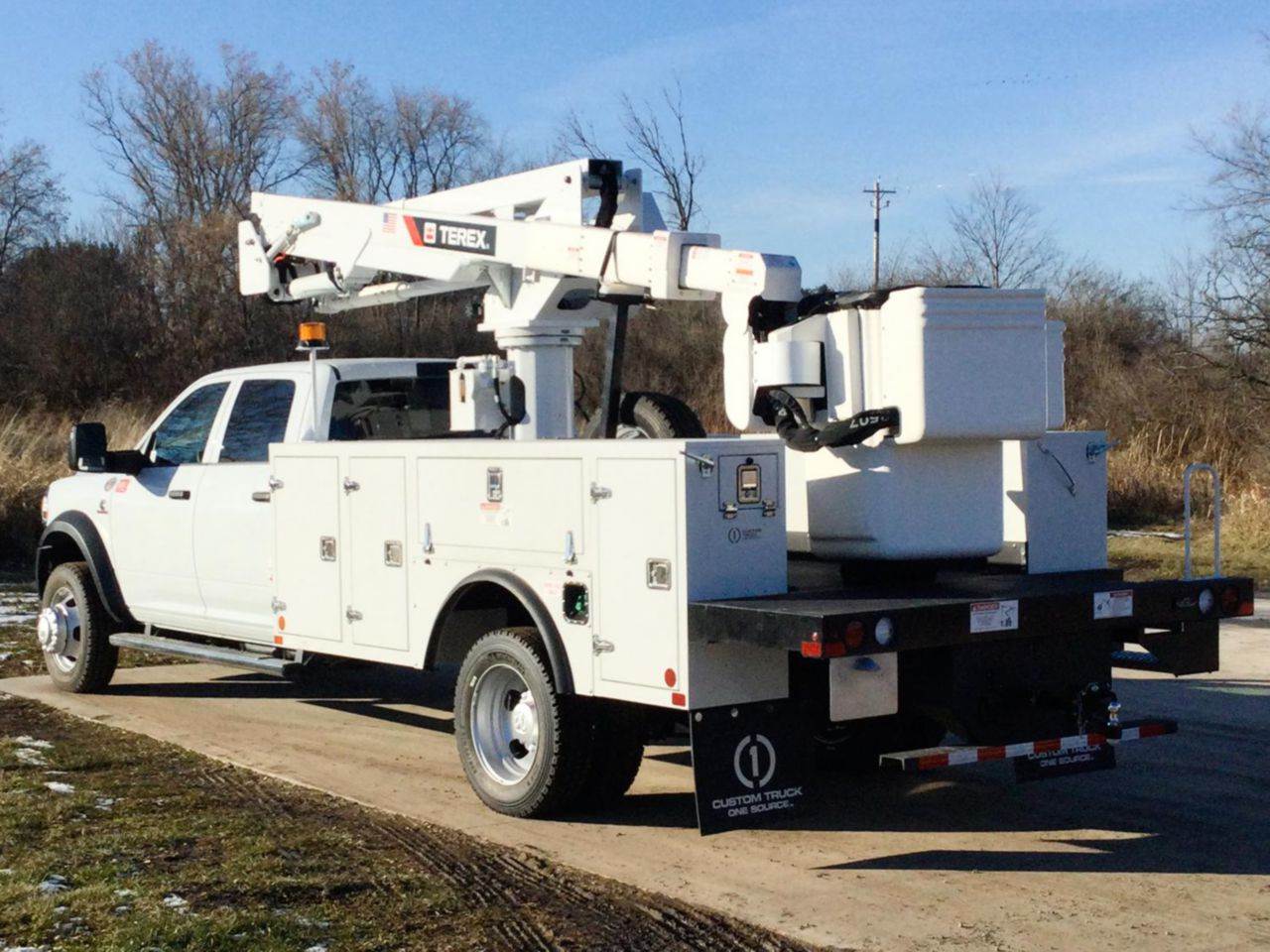2023 RAM 5500 Boom / Bucket Truck - 370HP - HandshakeFleet