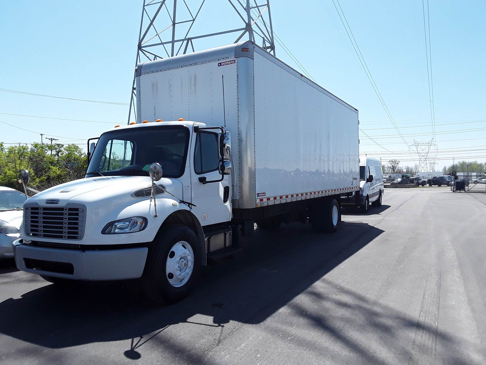 2016 Freightliner M2 106 28 ft Box Truck - 240HP, 6, Swing Door ...