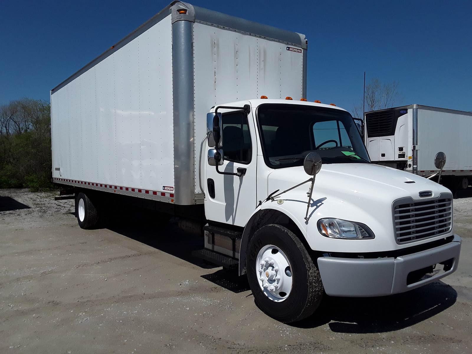 2016 Freightliner M2 106 28 ft Box Truck - 240HP, 6, Swing Door ...