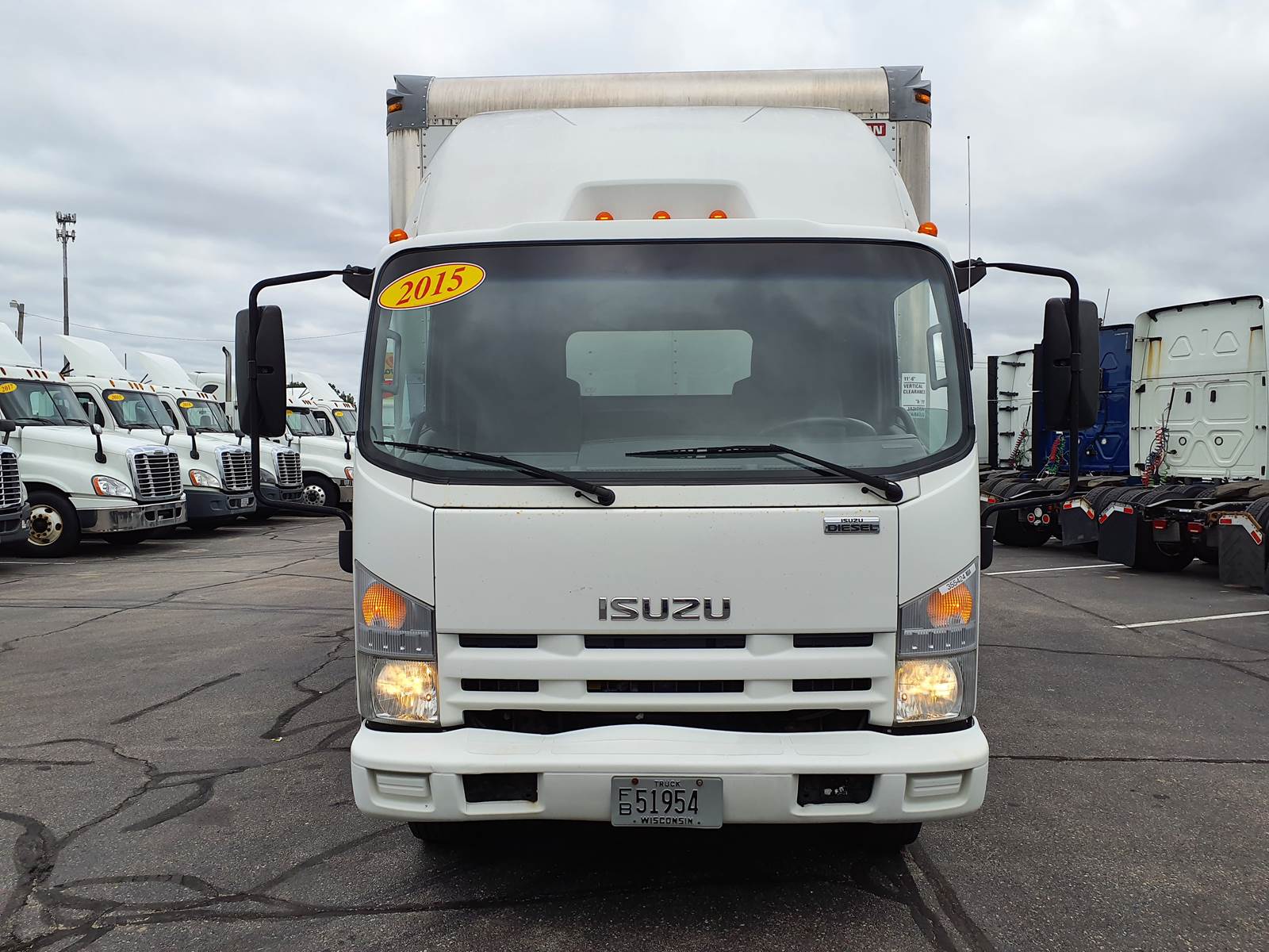 2015 Isuzu NRR 20 ft Box Truck - 215HP, 6, Roll up Door, Liftgate ...