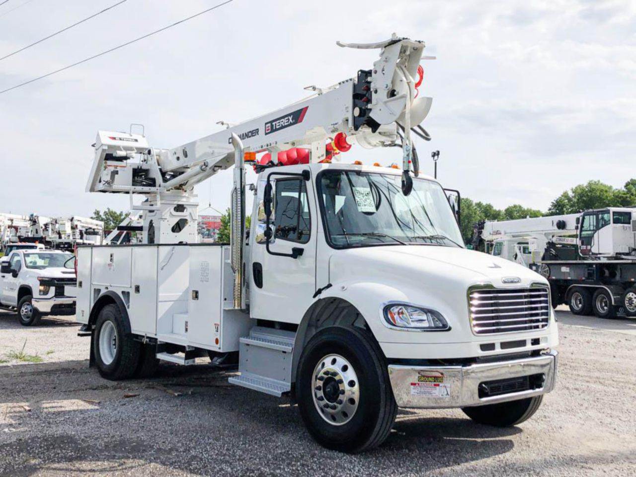 2024 Freightliner M2 106 Digger Derrick Truck - Cummins, 300HP ...