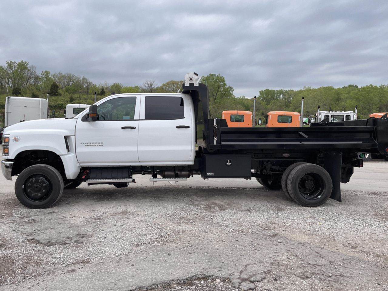 2024 Chevrolet 6500 Dump Truck - Duramax 350HP - HandshakeFleet