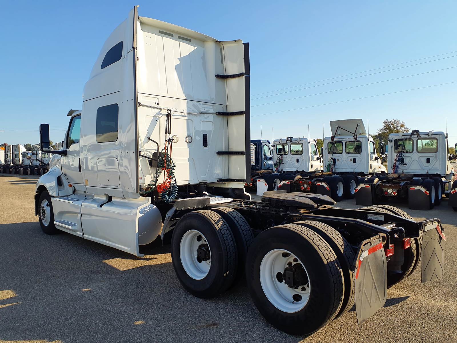 2019 International LT625 Sleeper Semi Truck - 73" Condo Sleeper, 450HP ...