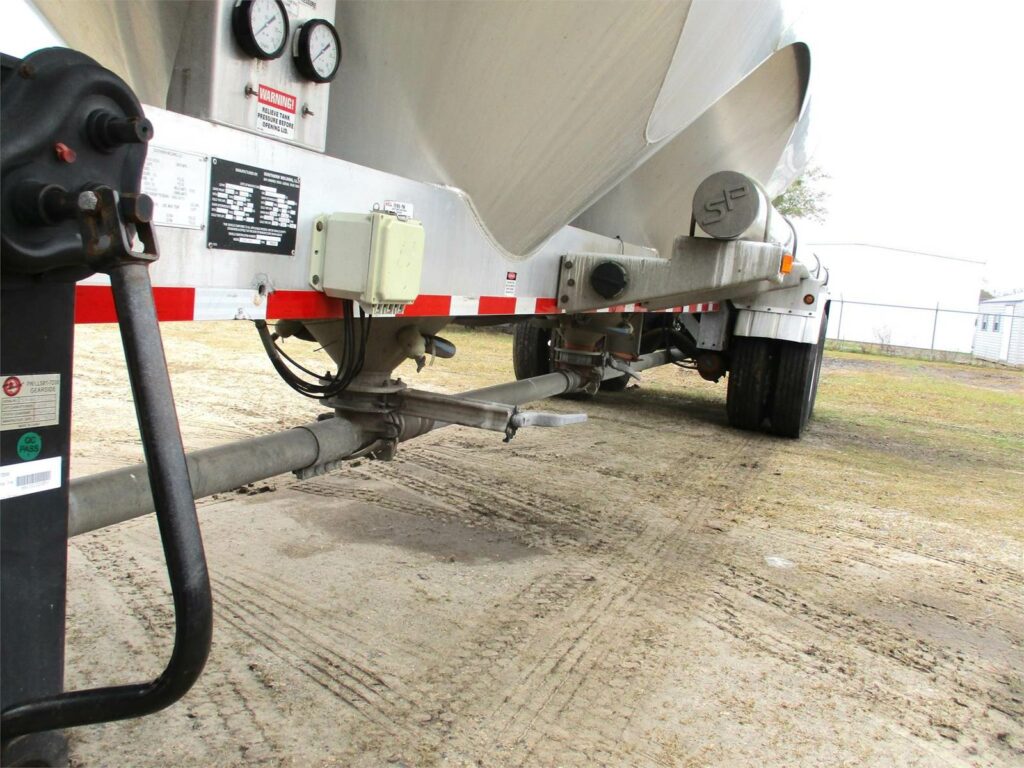 2020 Southern Welding ALUMINUM 1000 CUBIC FT PNEUMATIC TANKER ...