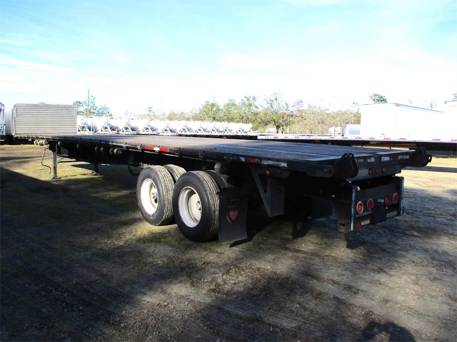 2008 UTILITY 48X102 MOFFETT KIT CLOSED SLIDING TANDEM - HandshakeFleet