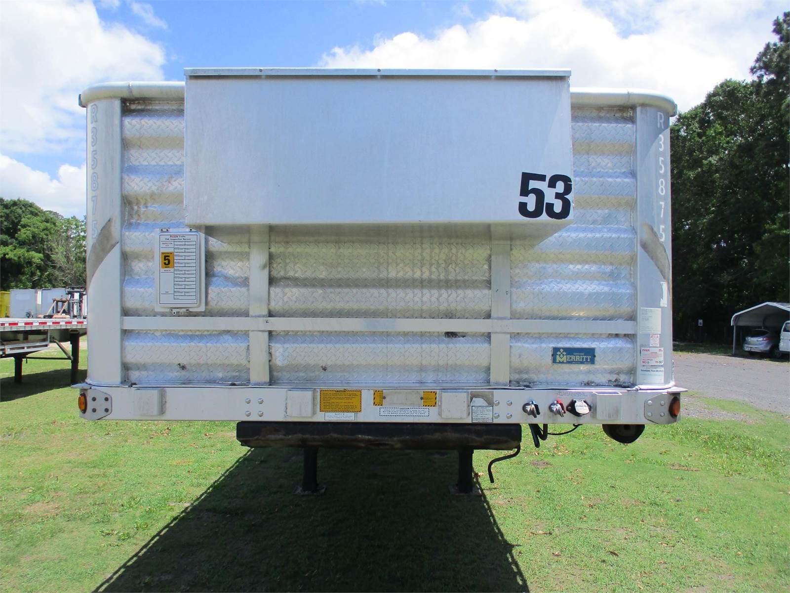 2013 UTILITY 53X102 CLOSED SLIDING TANDEM AIR RIDE - HandshakeFleet