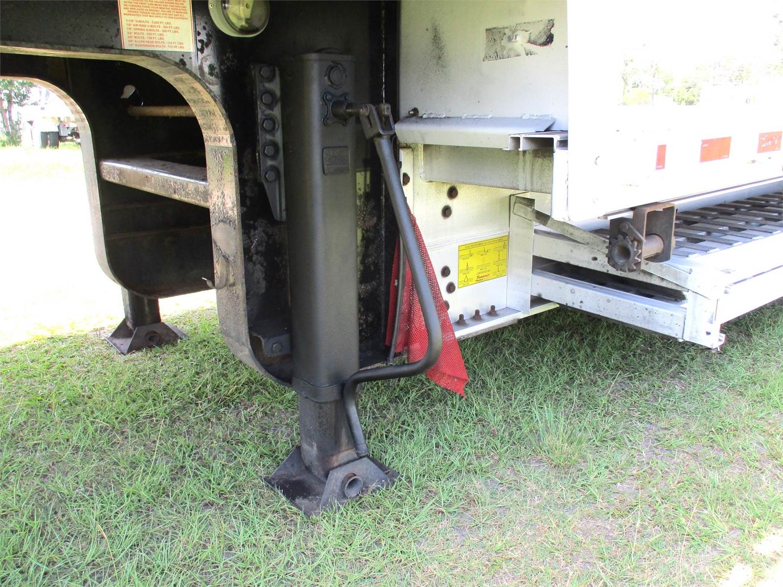 2014 Benson 53X102 WITH RAMPS AND REAR SLIDING AXLE - HandshakeFleet