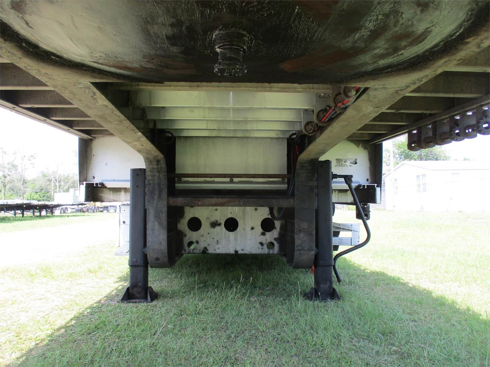 2014 Benson 53X102 WITH RAMPS AND REAR SLIDING AXLE - HandshakeFleet