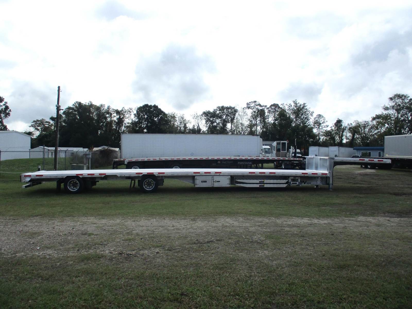 2023 Benson 53 FT HD RAMP KIT, 17.5 RIMS WITH REAR SLIDING AXL - HandshakeFleet