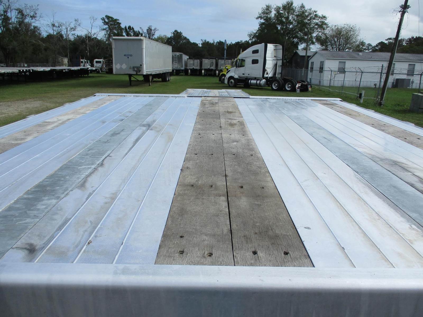 2023 Benson 53 FT HD RAMP KIT, 17.5 RIMS WITH REAR SLIDING AXL ...