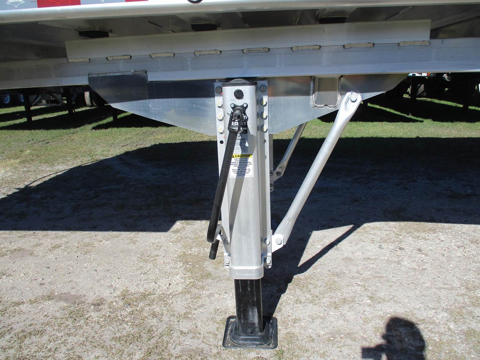 2026 Trailstar 39X84X60 FRAMELESS DROP DOWN FENDER BEDLINER MANDO ...