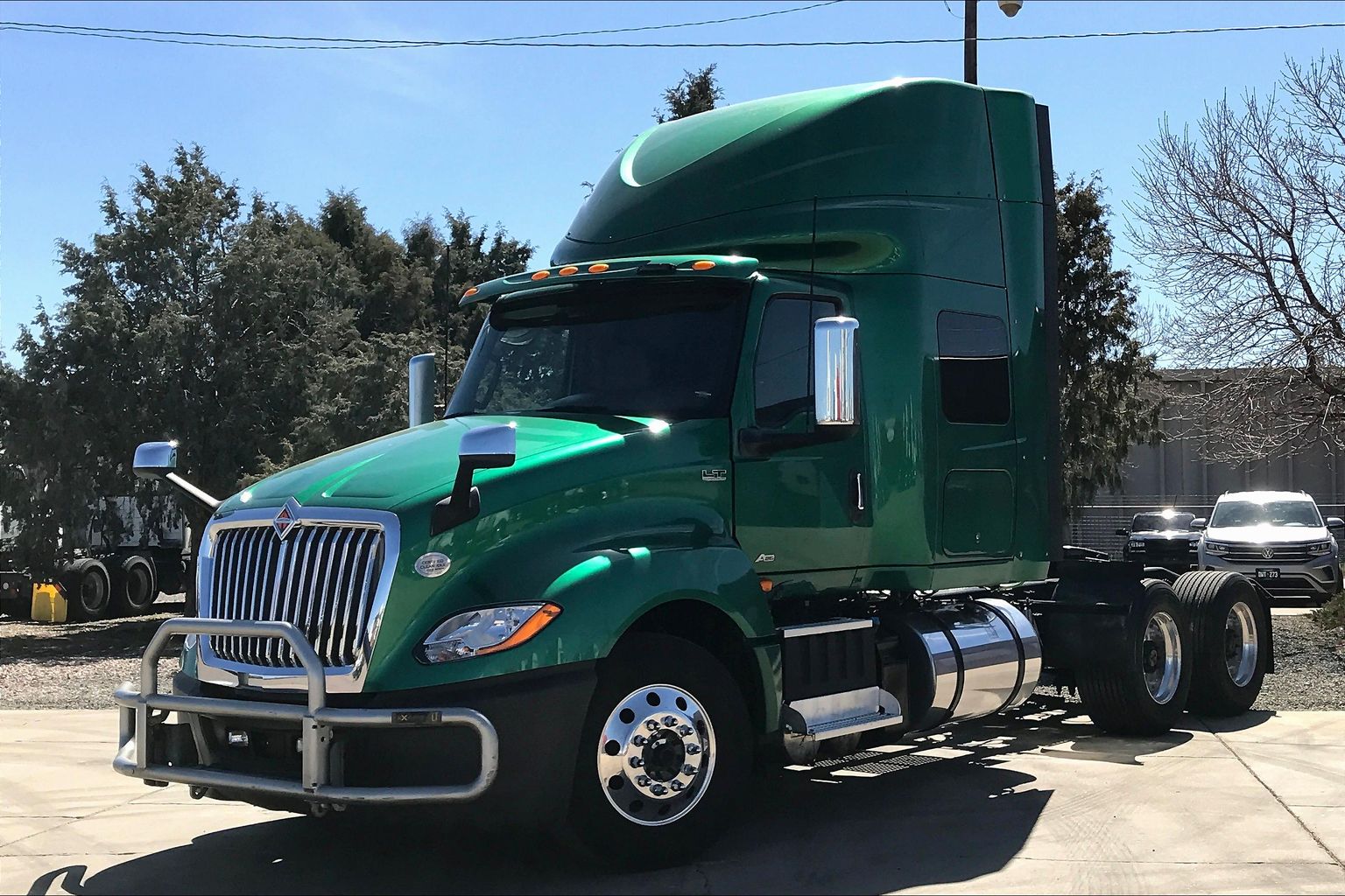 2020 INT LT625 6x4 Sleeper - HandshakeFleet