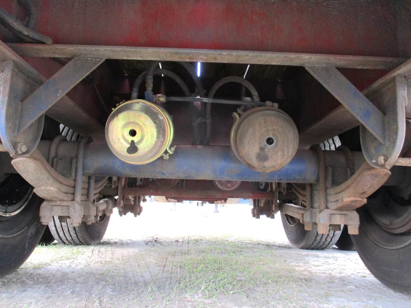 1995 Fontaine DROP DECK WITH FORK LIFT RAMP - HandshakeFleet