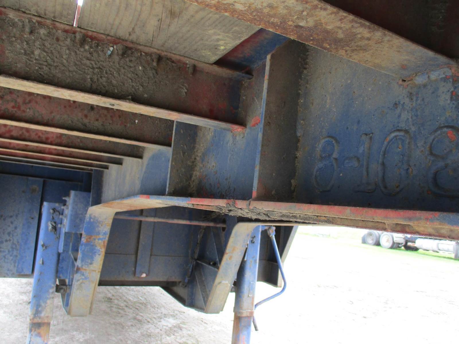 1995 Fontaine DROP DECK WITH FORK LIFT RAMP - HandshakeFleet